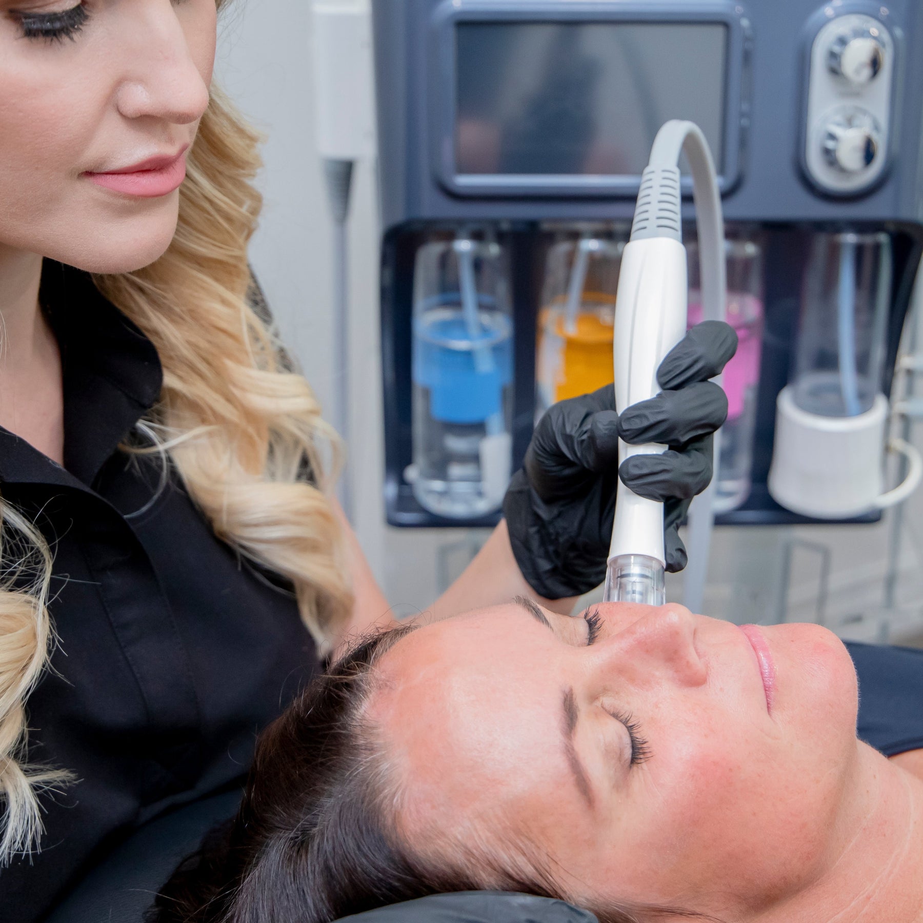 All Services – Mint & Needle